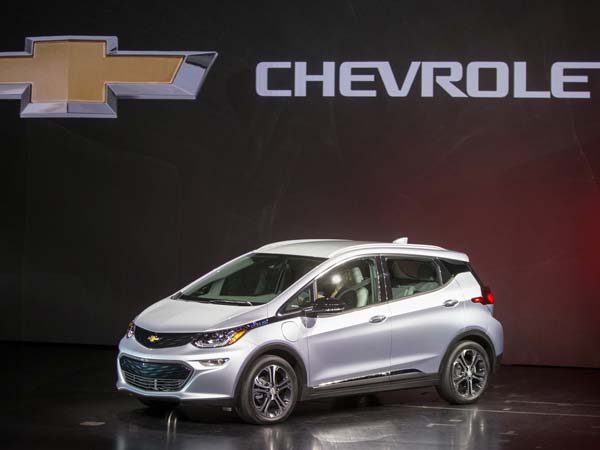 GM Begins Chevrolet Bolt Electric Car Production - DriveSpark News