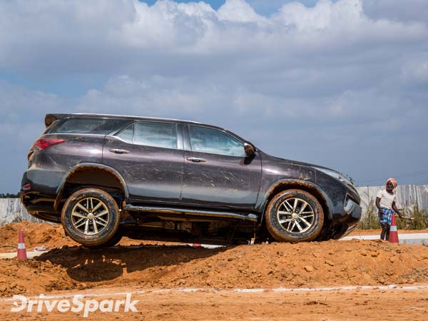 New Toyota Fortuner Off-Road Review - DriveSpark Reviews
