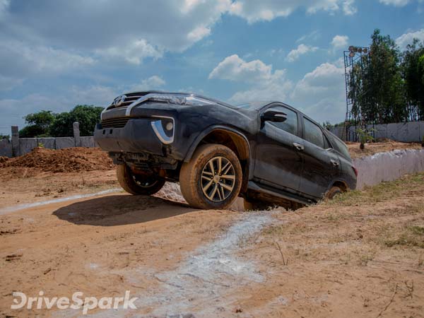New Toyota Fortuner Off-Road Review - DriveSpark Reviews