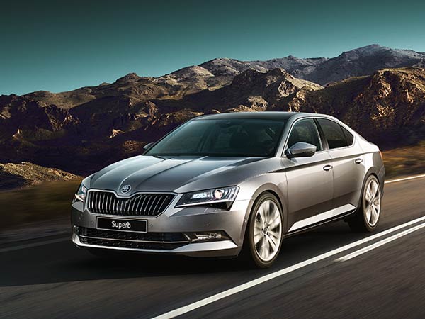 Top 10 Executive Sedans In India - DriveSpark News