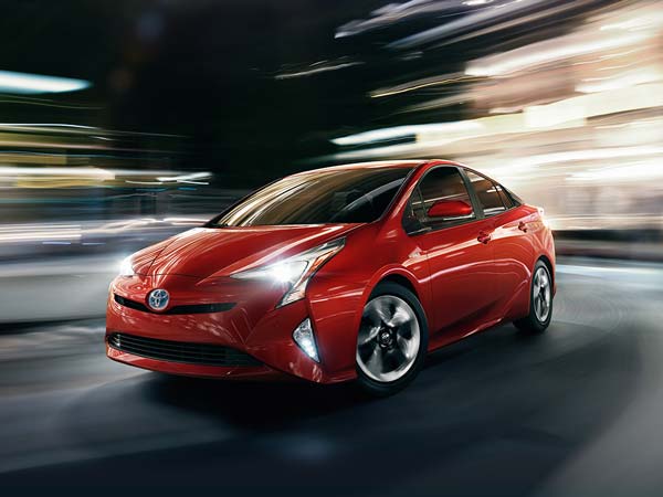 New Toyota Prius India Launch In January 2017 - DriveSpark News