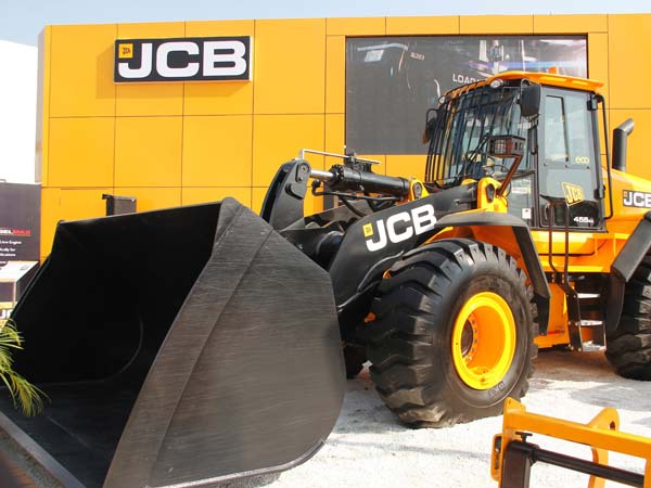 JCB India Unveils Seven New Products At Gurgaon - DriveSpark News