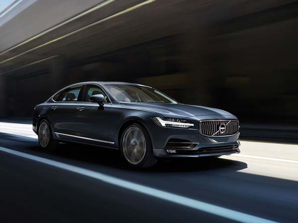 Volvo Launches Special ‘Red Key’ For Its 90 Series Models - DriveSpark News