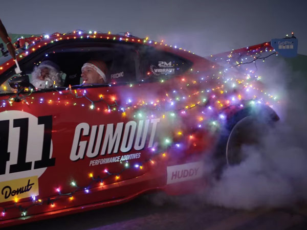 Santa Claus Does Burnouts In New Ferrari Powered Sleigh - DriveSpark