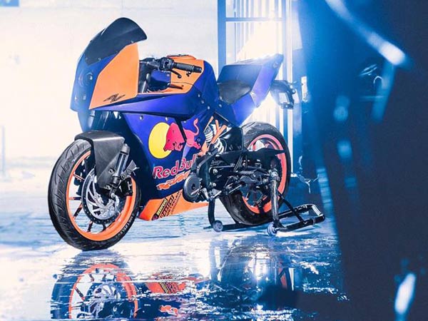 This Modified KTM RC390 Tries To Be A RC8 - DriveSpark News