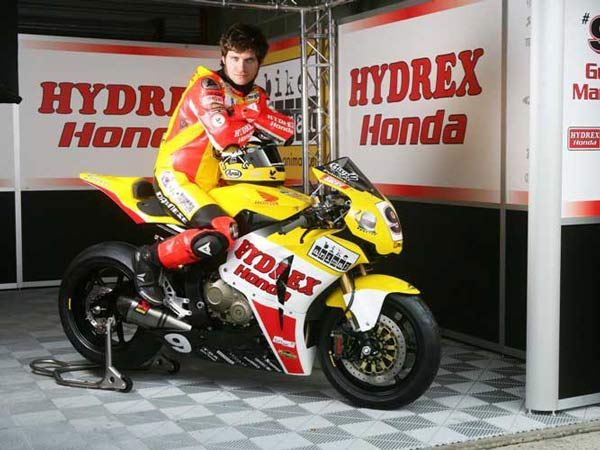 Attention TT Fans! Guy Martin Makes Isle Of Man TT Return With Honda ...
