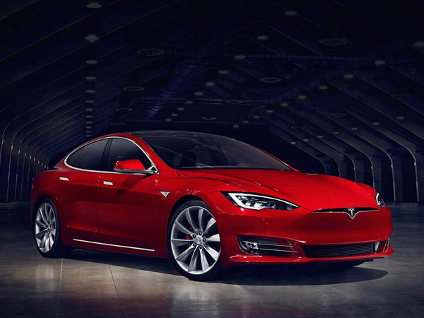 Tesla Model S Hits 100 Km/h In 2.389 Seconds; Fastest Accelerating ...