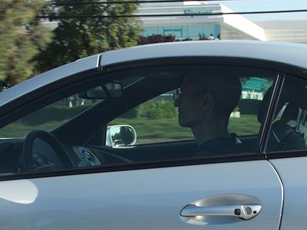 Why Steve Jobs’ Car Never Had A Registration Plate - DriveSpark