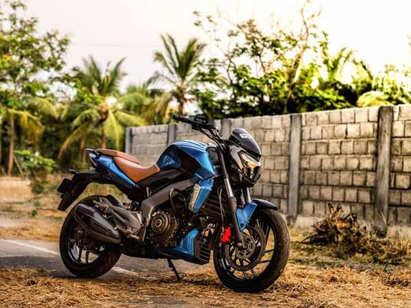 This Modified Bajaj Dominar 400 Looks Hot In New Colours - DriveSpark News