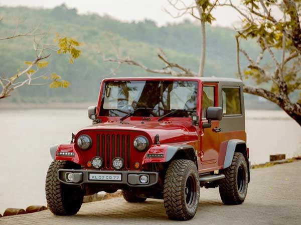 Mahindra Thar Disguised As A Jeep Wrangler - DriveSpark News