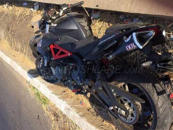 Benelli TNT 600i High Speed Motorcycle Crash - DriveSpark