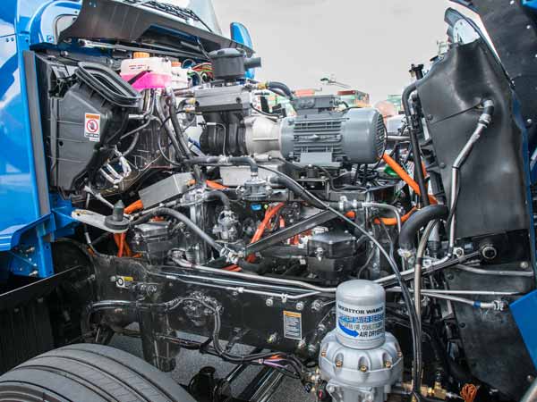 Toyota Unveils A Massive Hydrogen-Powered Truck - DriveSpark News