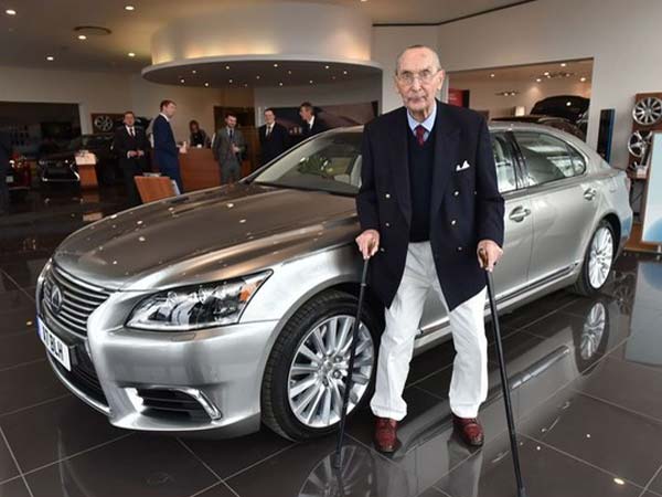 100-Year-Old Man Gets Personalised Lexus For Birthday - DriveSpark