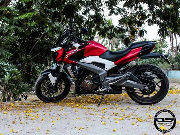 Bajaj Dominar 400 Customised With Red And White Matte Finish ...