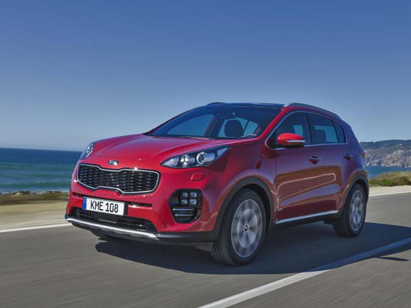Kia Motors To Showcase 3-4 Models In 2018 Delhi Auto Expo - DriveSpark News