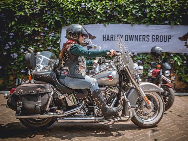 Ladies of Harley To Set Off On Their First Official Ride - DriveSpark News