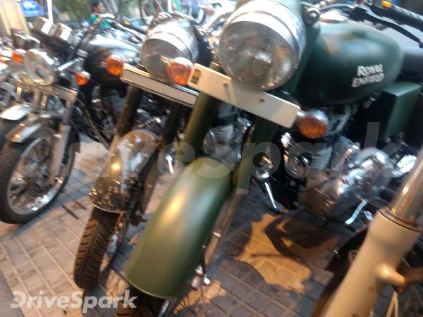 Classic 500 Military Green Spotted At Royal Enfield Dealership ...