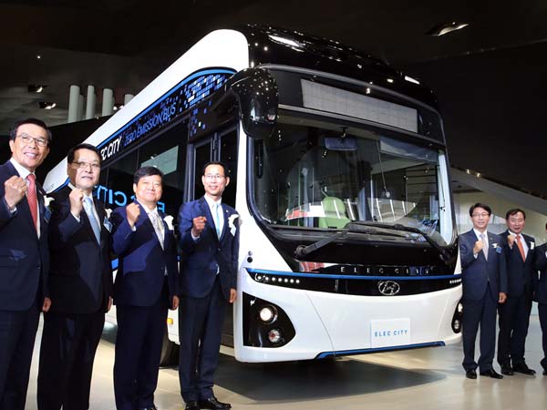 Hyundai Reveals All-Electric Bus In Korea - DriveSpark News