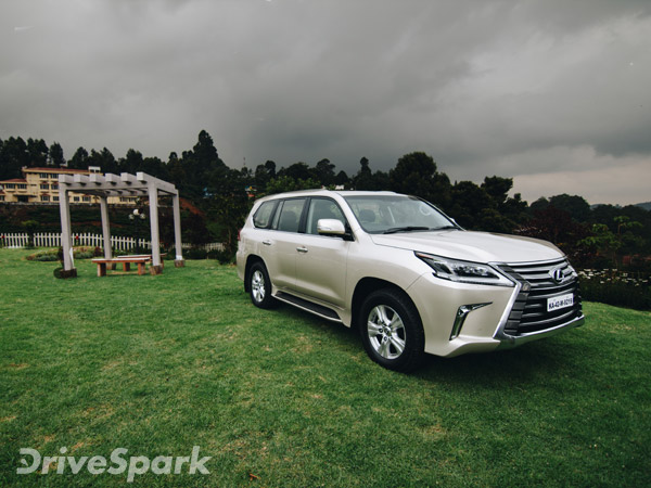 Lexus LX 450d Review - First Drive Report - DriveSpark Reviews