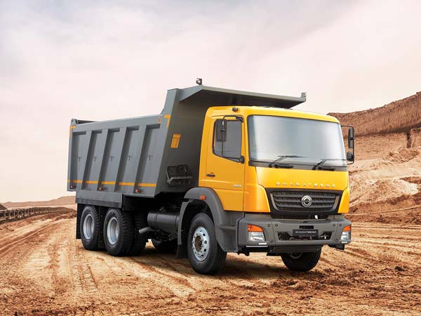Daimler India To Unveil New Export-Oriented Truck - DriveSpark News