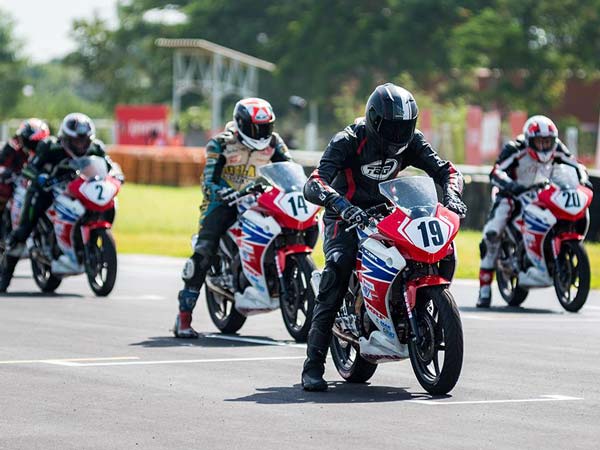 Honda One Make Race Tenth Edition Starts Today - DriveSpark News