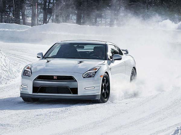 Differences Between FWD, RWD, AWD and 4WD - DriveSpark