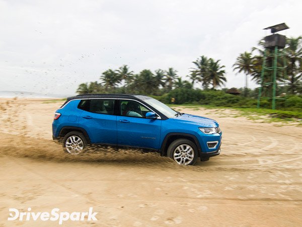 Jeep Compass First Crash In India - DriveSpark