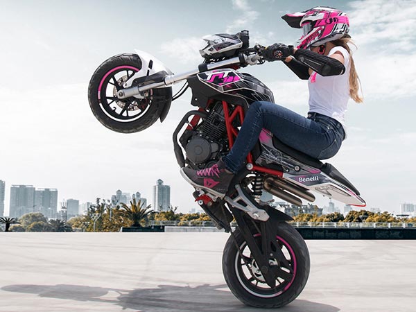 Benelli Unveils TNT 125 Mini Motorcycle - DriveSpark News