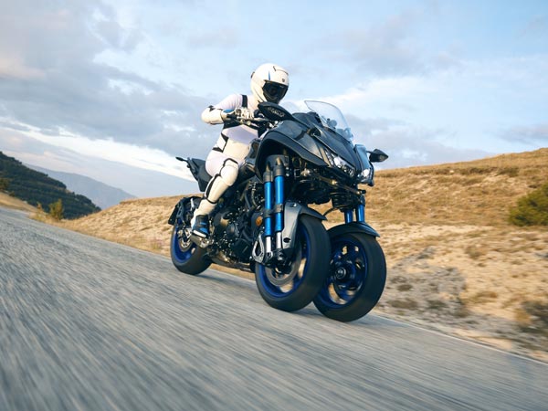 2017 Tokyo Motor Show: Yamaha Reveals Niken Leaning Three-Wheeler ...