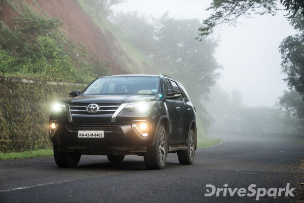 Review: Toyota Fortuner First Drive - DriveSpark Reviews