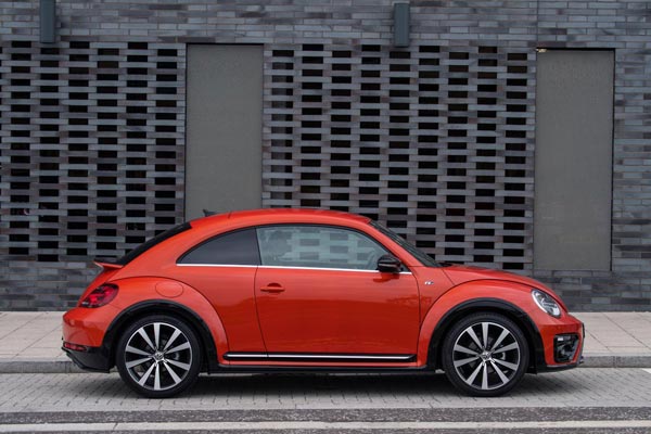 Volkswagen Beetle Electric In The Works - DriveSpark News