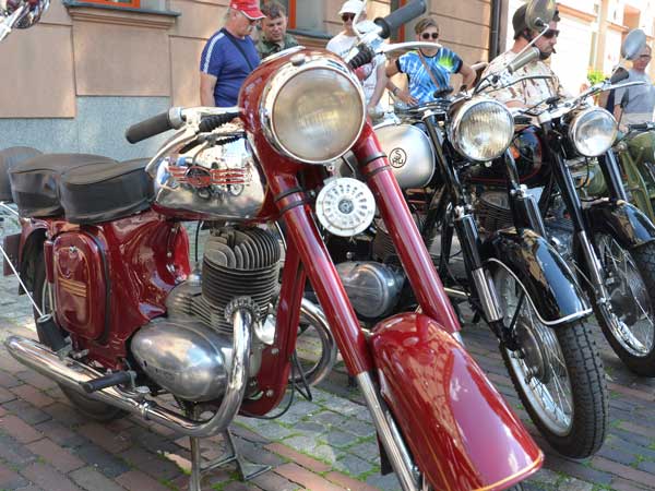 Mahindra: Jawa Motorcycles India Launch Details Revealed - DriveSpark News