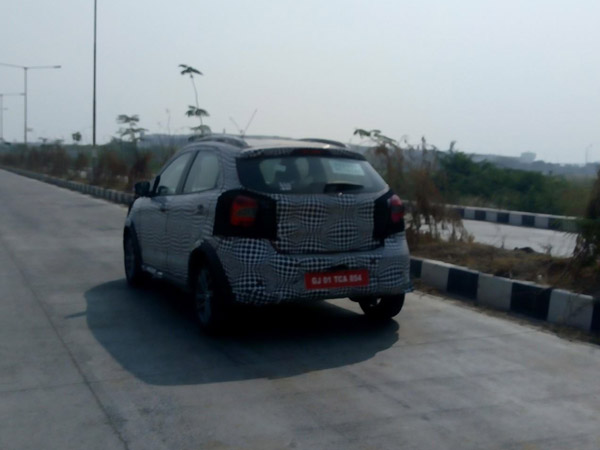 Spy Pics: Ford Figo Cross Spotted Testing In India - DriveSpark News