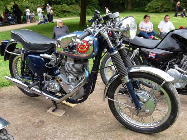 Anand Mahindra Confirms New BSA Motorcycle In The Works - DriveSpark News
