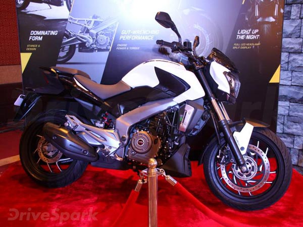 2018 Bajaj Dominar 400 Spotted With Cosmetic Updates - DriveSpark News