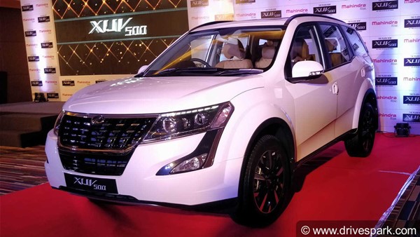 New Mahindra XUV 500 2018 Vs Old XUV 500: The Differences In Design ...