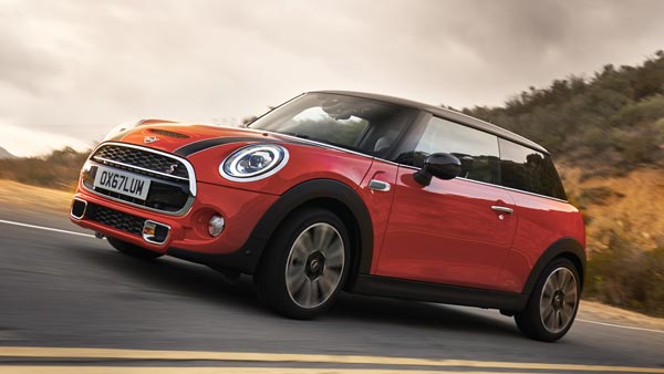 2018 Mini Cooper Launched In India At Rs 29.70 Lakh: Specifications ...