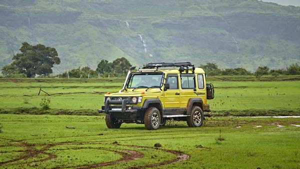 Force Motors To Supply Light Strike Vehicles To Indian Army ...