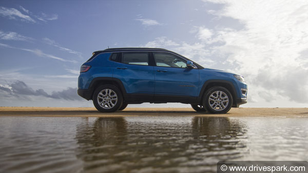 Largest Billboard In India: A Jeep Compass Ad On Mumbai-Pune Expressway ...