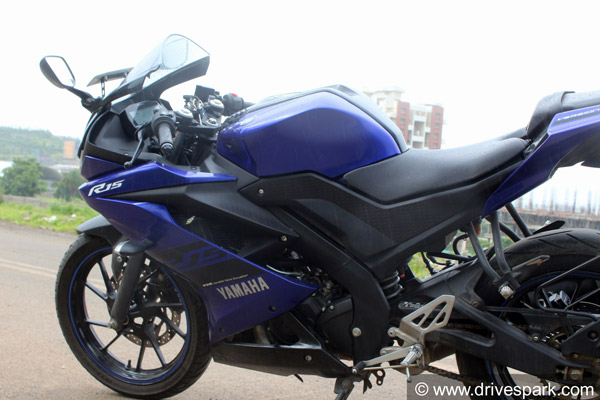 Yamaha R15 V3.0 Road Test Review: Specifications, Price, Features ...