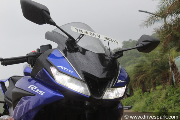 Yamaha R15 V3.0 Road Test Review: Specifications, Price, Features ...