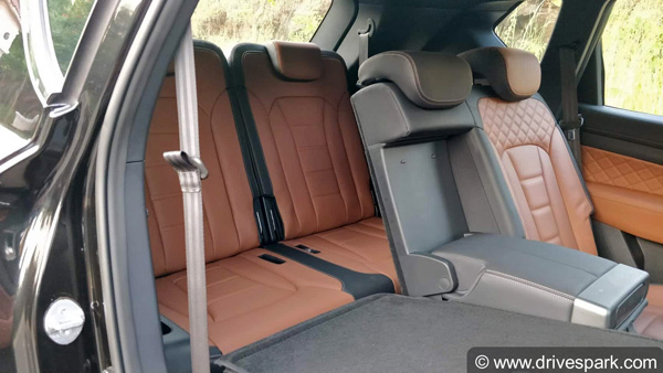 Mahindra Alturas G4 Review: Test Drive Report (First Drive ...