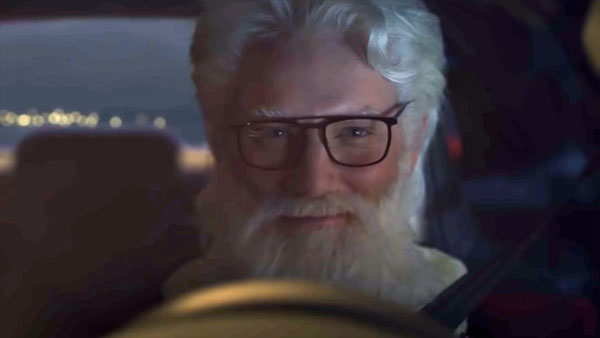 Audi Christmas Commercial Video: Santa Claus Gets An Audi RS5 ...