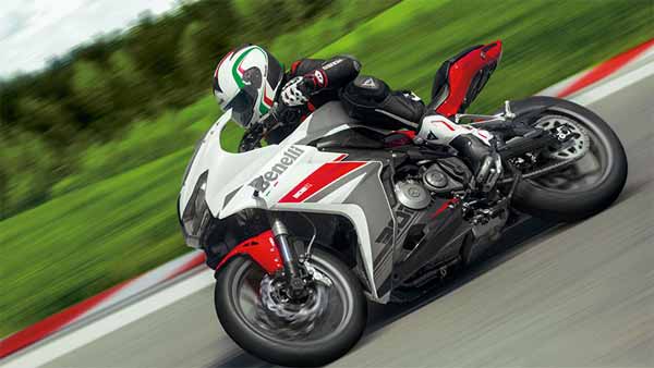 Benelli TNT 300, TNT 600i & 302R Re-Launched In India; Prices & Booking ...
