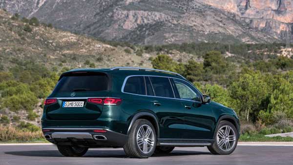 Mercedes GLS Revealed At 2019 New York Auto Show - DriveSpark News