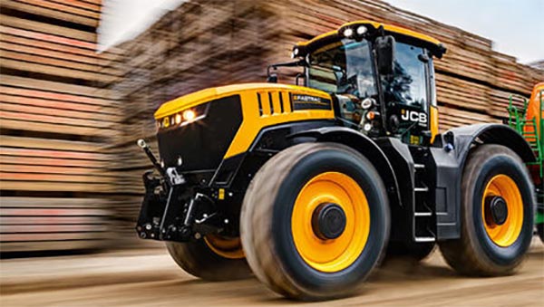 JCB Tractor Top Speed Of 166kmph Set By Guy Martin - DriveSpark News