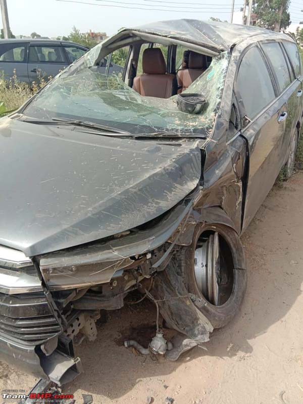Toyota Innova Crash: Airbags Fail To Deploy - DriveSpark News