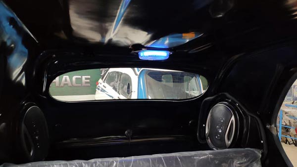 TVS King Auto Rickshaw Modified With Sunroof Four Doors And Six ...