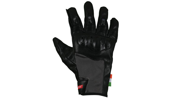 TVS Riding Gear Launched In India: Will Be Available Online & Offline ...