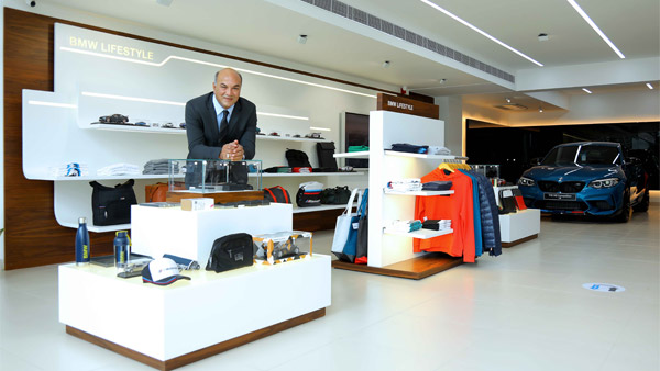 BMW Launches First Urban Retail Store In India: Display Area ...